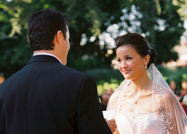 photo by San Francisco based wedding photographer Lisa Lefkowitz ...