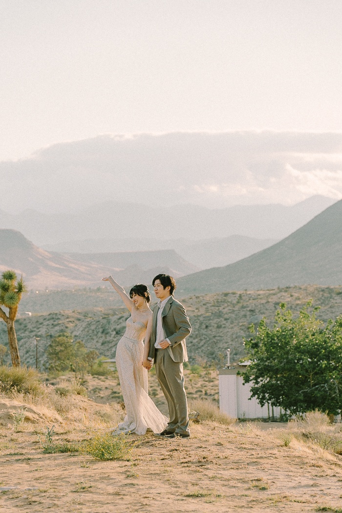 A Modern Joshua Tree Wedding Born From a Desert Proposal | Junebug Weddings