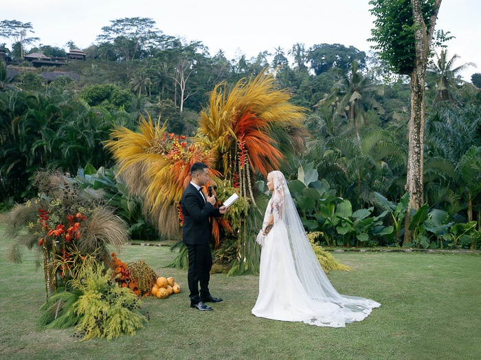 An Expressive Balinese Wedding Infused With Ancestral Rituals and ...