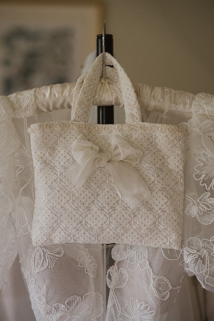 A Joyful Cotswolds Wedding Blending Cultures and Celebrating Family ...